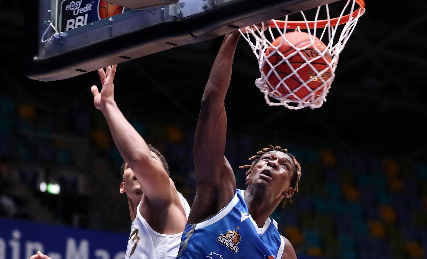 Bundesliga : Brancou Badio fait bonne impression pour ses débuts ...