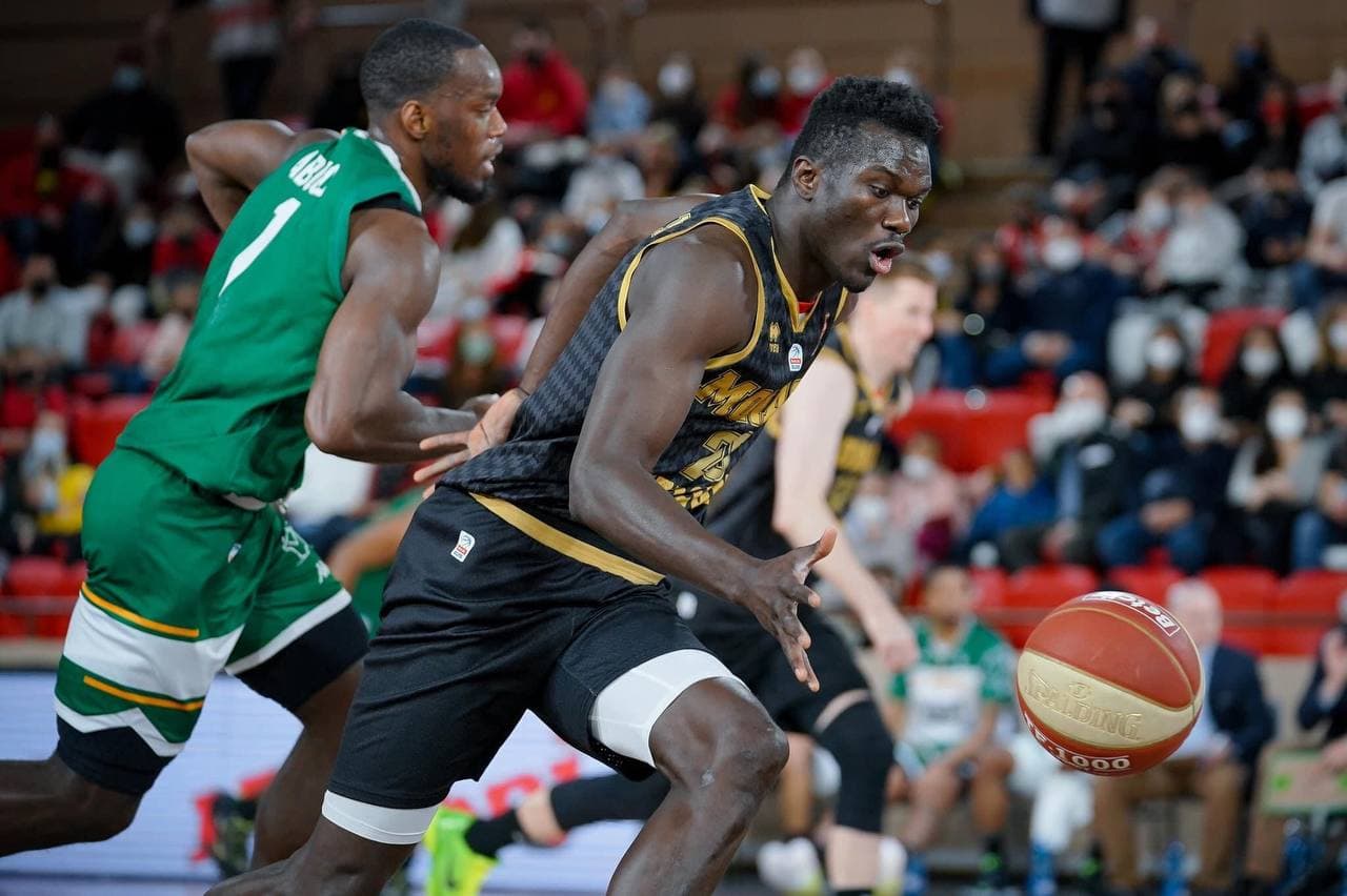 Ibrahima Fall Faye solide contre Nanterre - Basket 221
