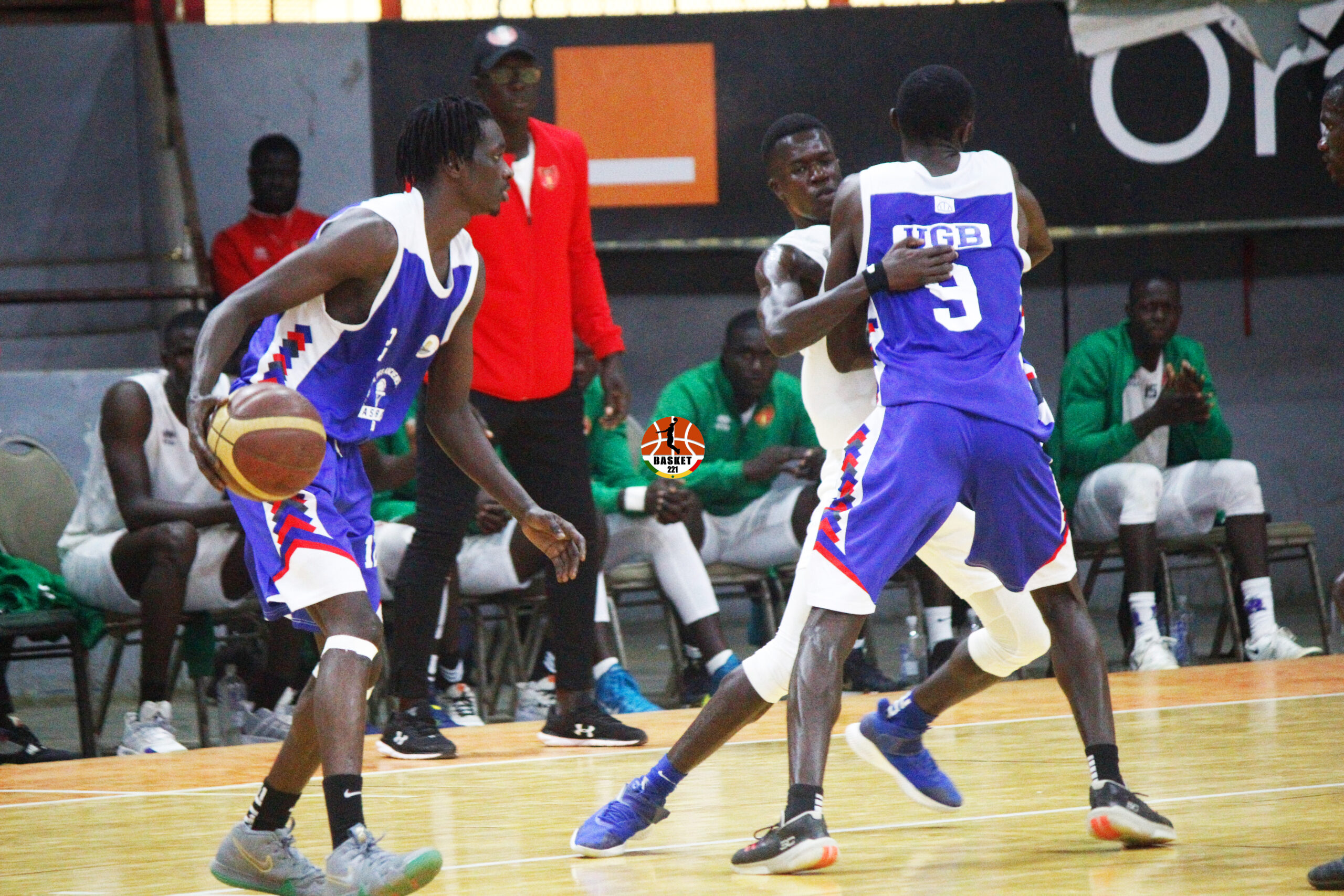 Dans la douleur, l’UGB réussit à contenir l’ASFA - Basket 221